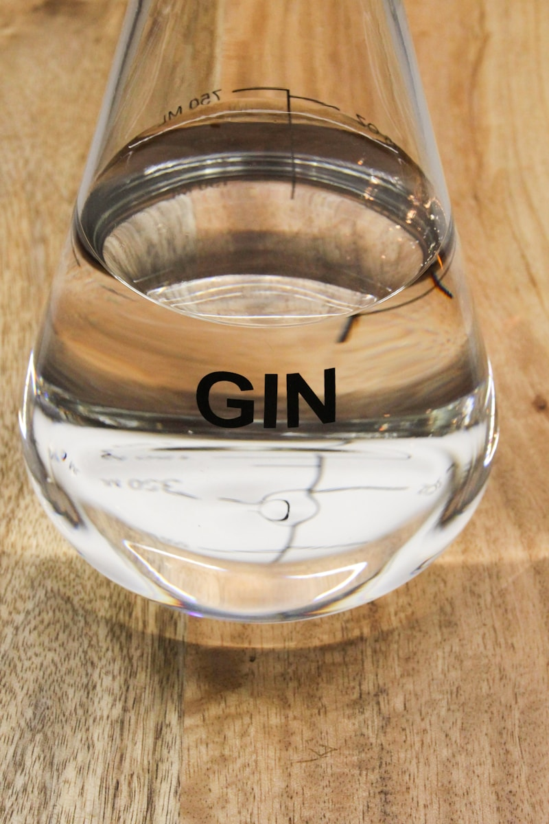Gin 750ml - Kenron Drinks